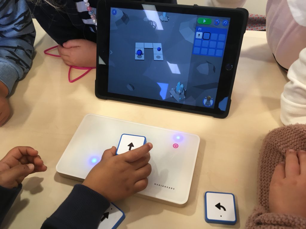 Kleuters digitaal! Leer programmeren met Meester Dennis - Kleuters ...